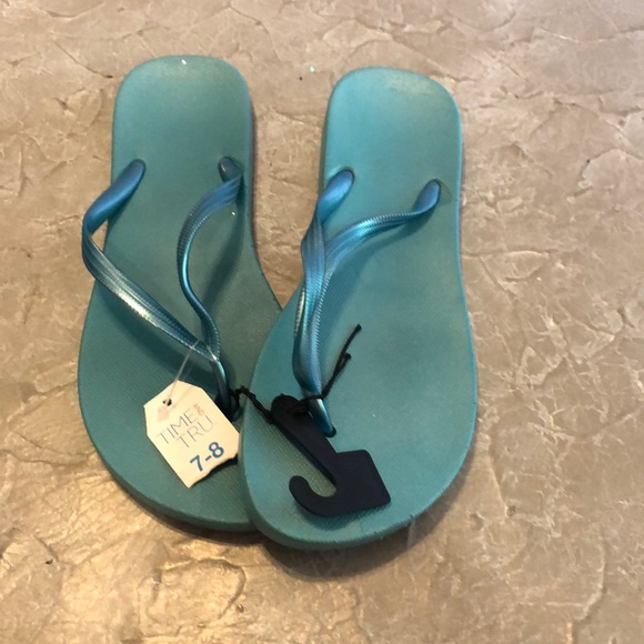 Shoes | Fantastic Floppy Flip Flops Never Worn | Poshmark